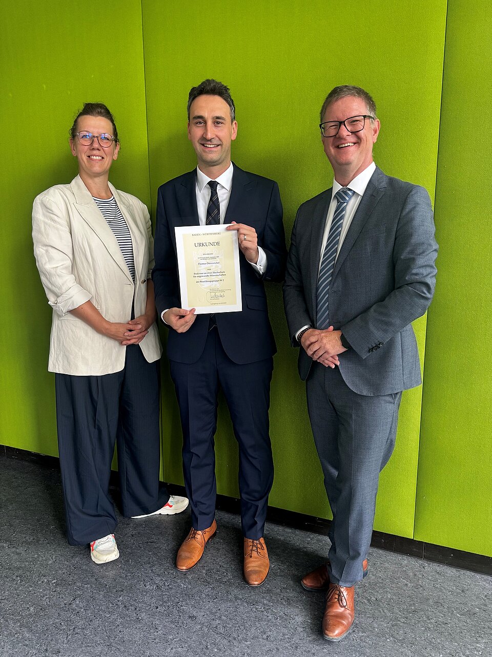 Thomas Österreicher ist neuer Professor für Öffentliches Dienstrecht an ...