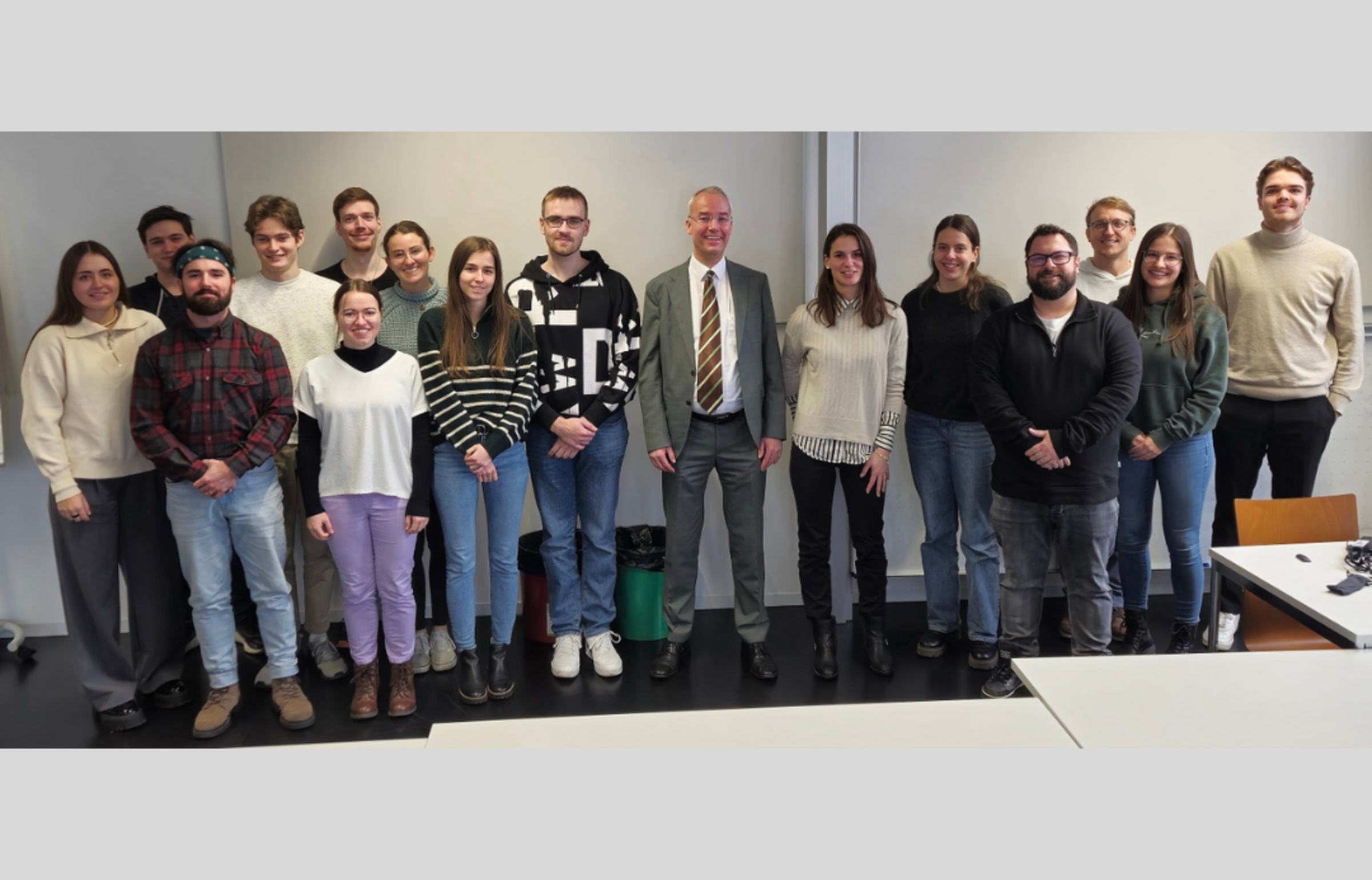Gastvortrag von Frau Annegret Schmucker im DVM-Modul 1.7 IT-Management ...